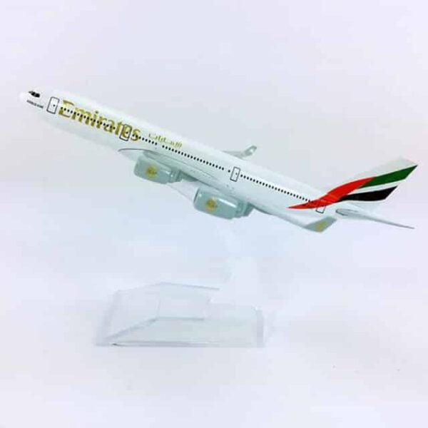Emirates Airbus A340 Metal Airplane Model 1:400 - أود بيتس